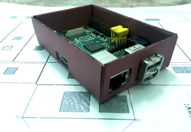 DIY Case for Raspberry Pi – {geek(o)der} /(electr[^s]*)|(prog[^s]*)/